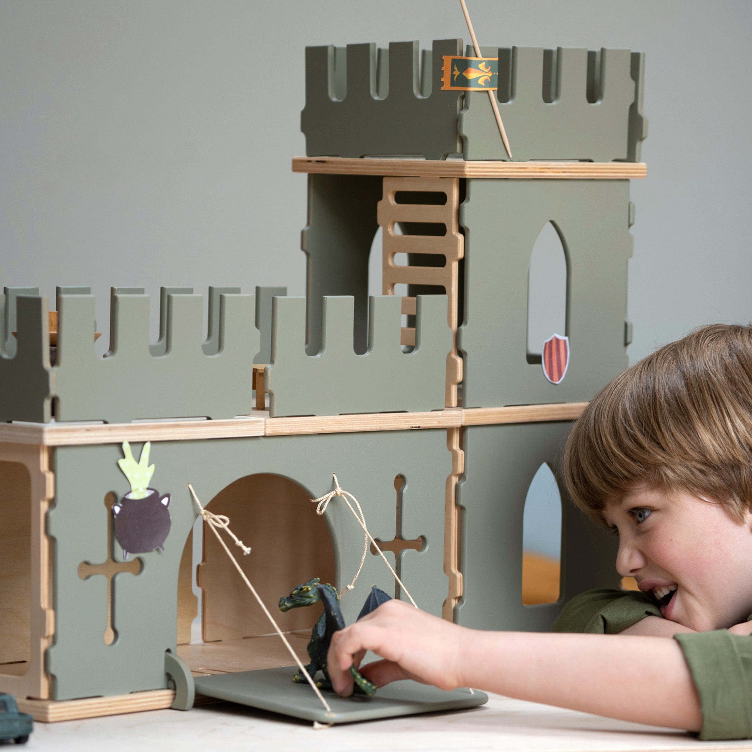 FABELAB – Growing Little Folks
